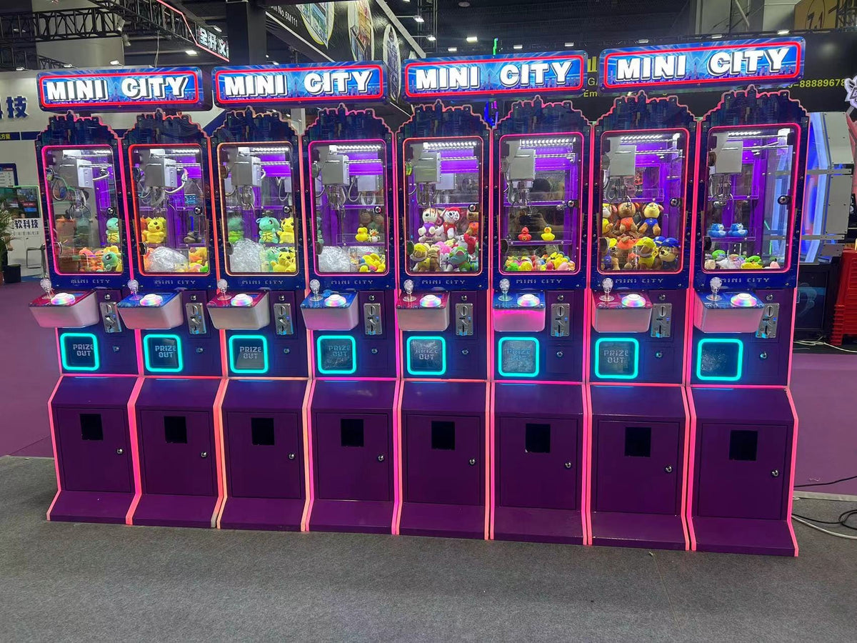 Mini City Crane (set of 2)| Pipeline Games